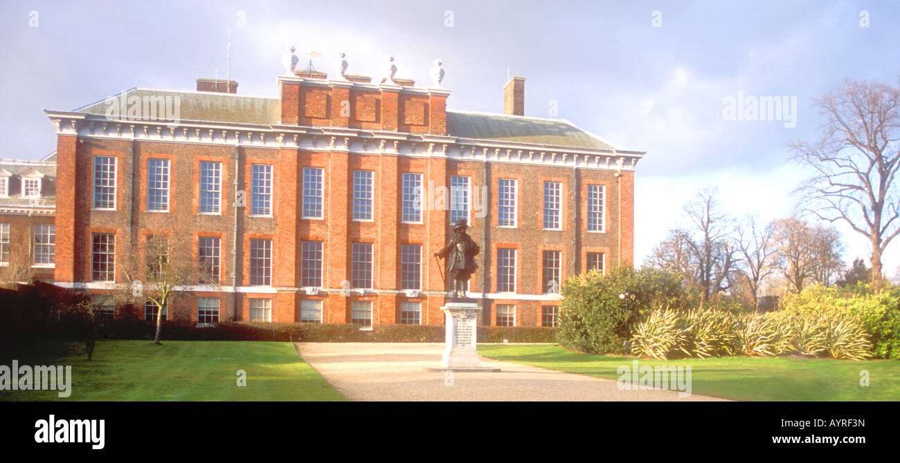 Kensington Palace, London England Stock Photo - Alamy