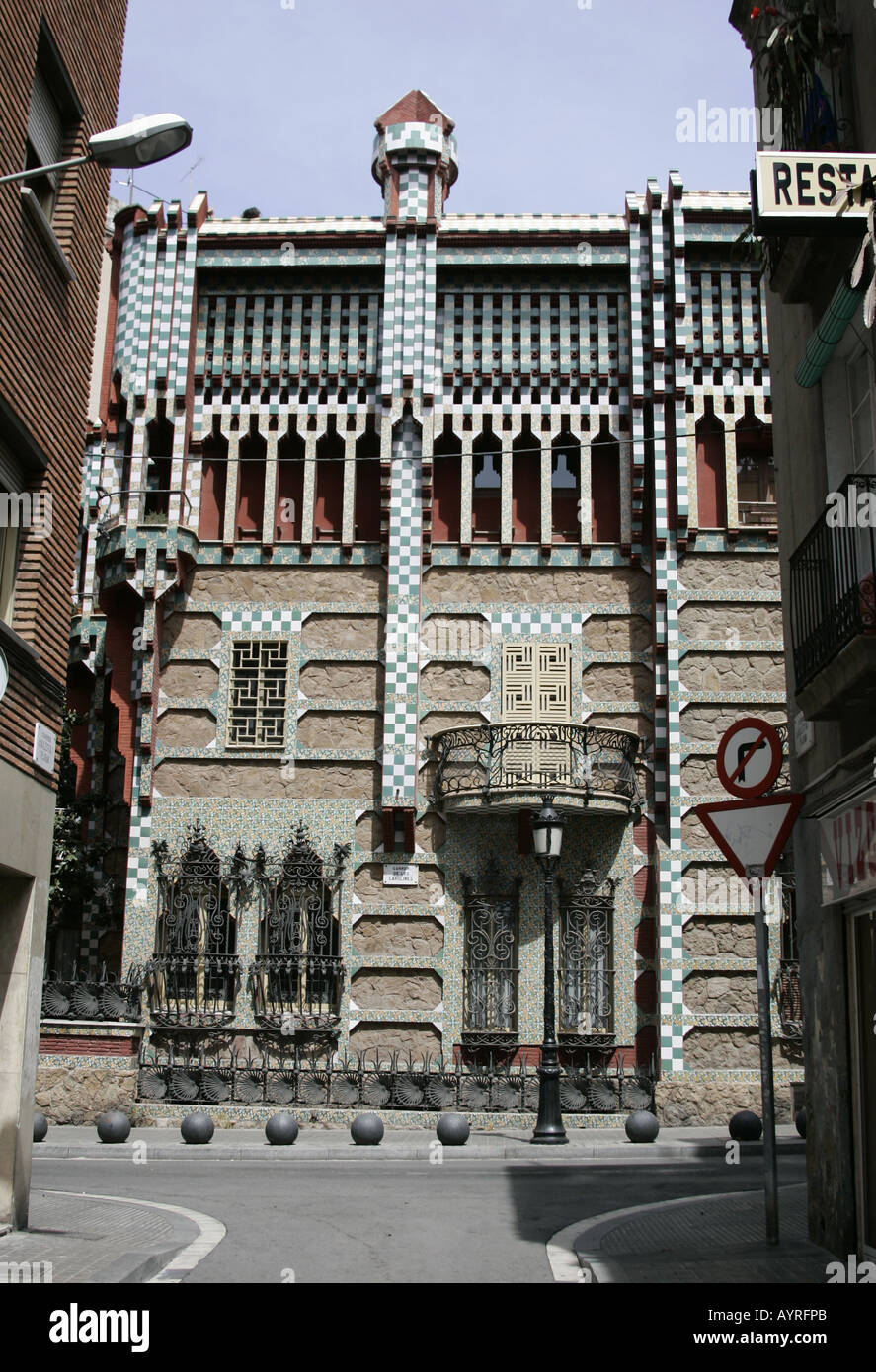 Antonio gaudi casa vincens hi-res stock photography and images - Alamy