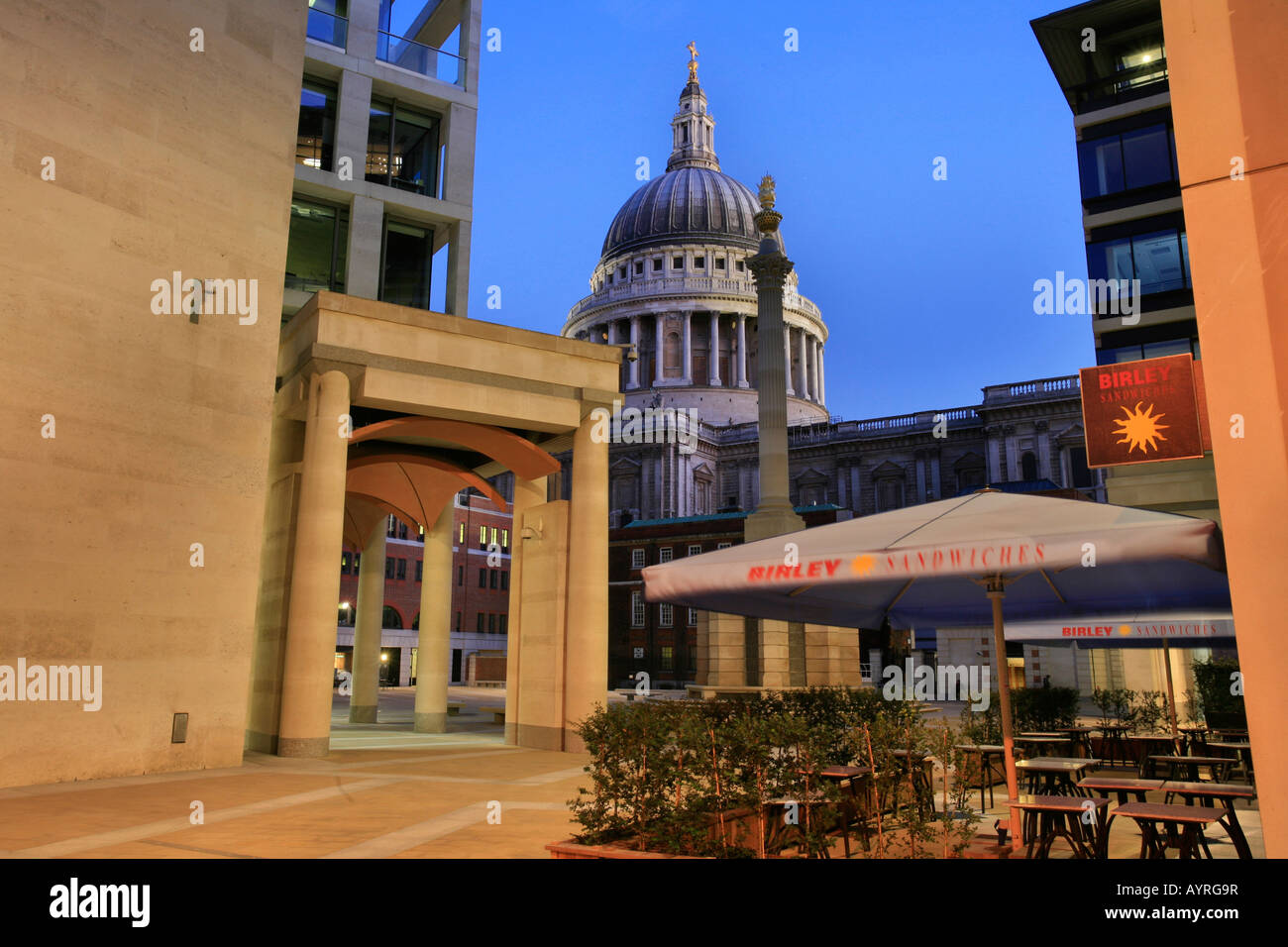 Paternoster Square, London Stock Exchange (10 Paternoster Square ...
