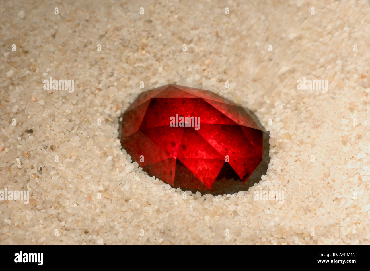 Red garnet hi-res stock photography and images - Alamy