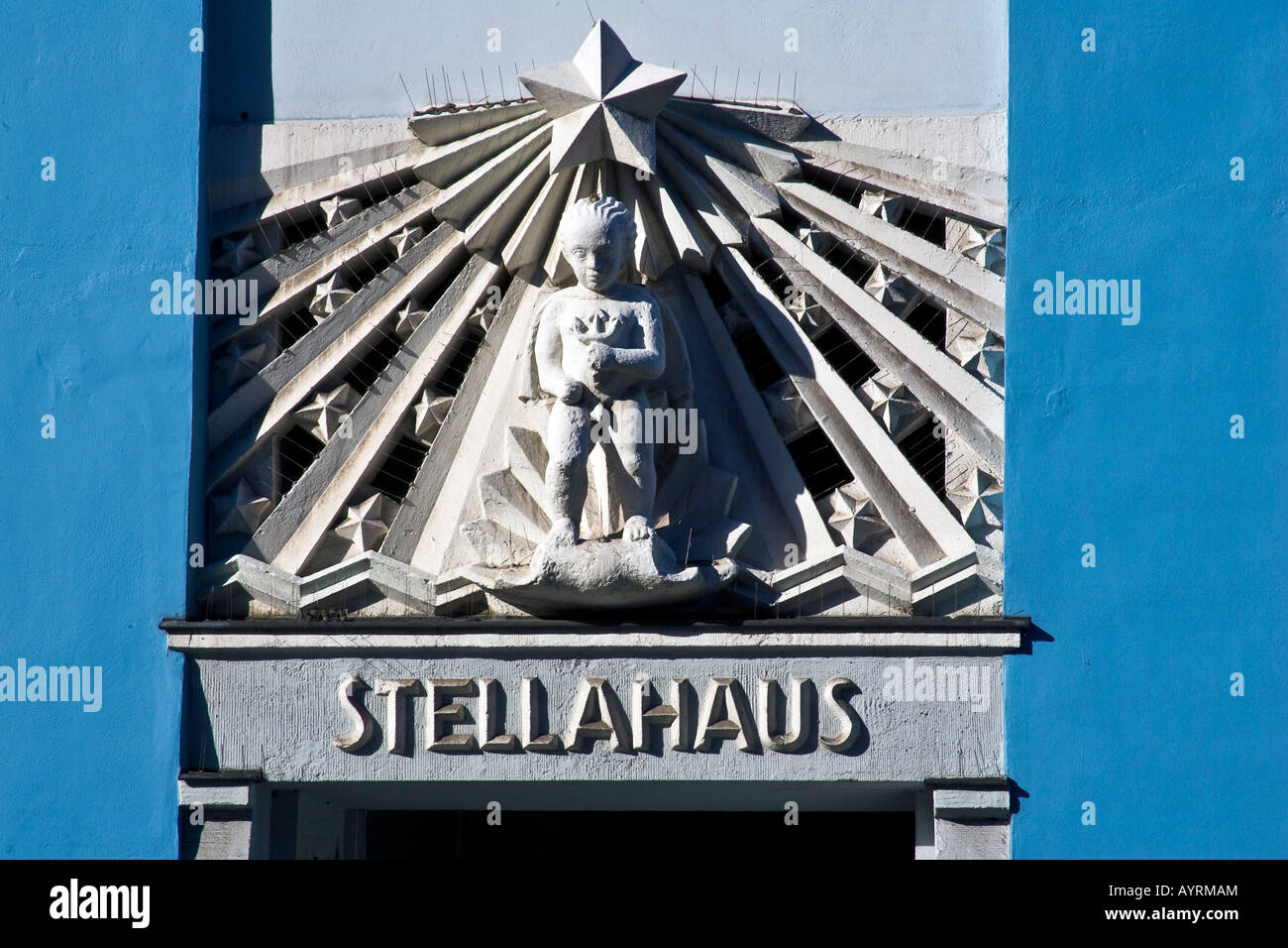 Stella houses hi-res stock photography and images - Alamy