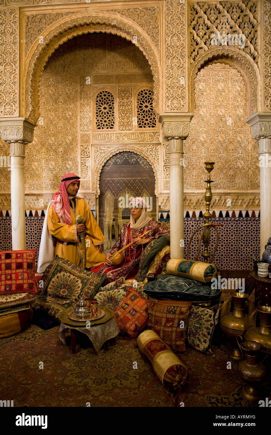 Moorish clothes hi-res stock photography and images - Alamy