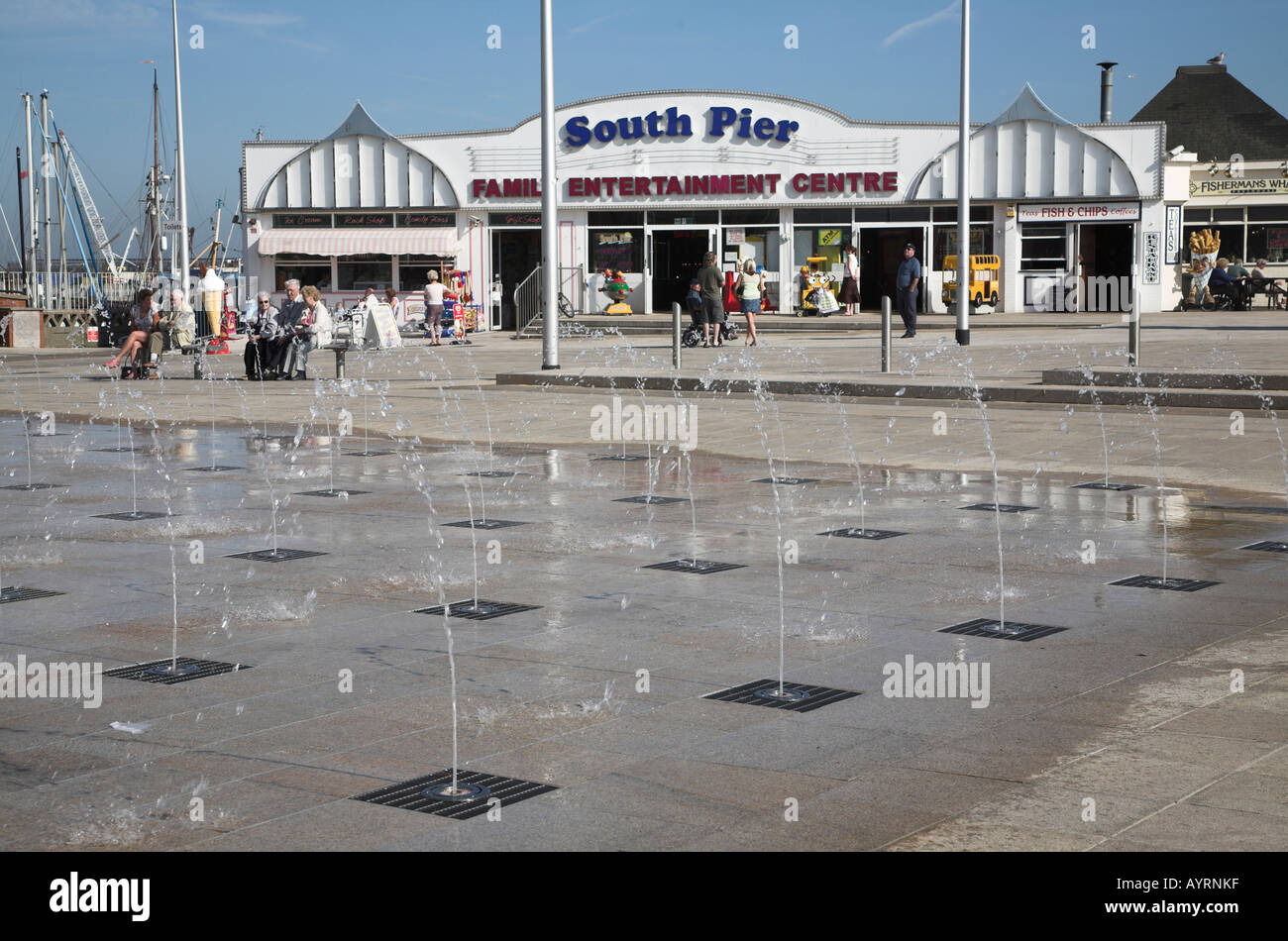 Lowestoft attractions hi-res stock photography and images - Alamy