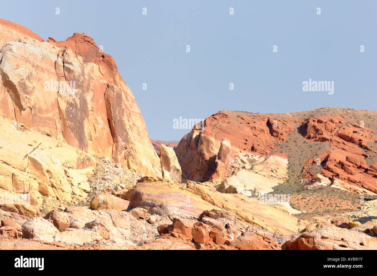 Curved rock formations hi-res stock photography and images - Alamy