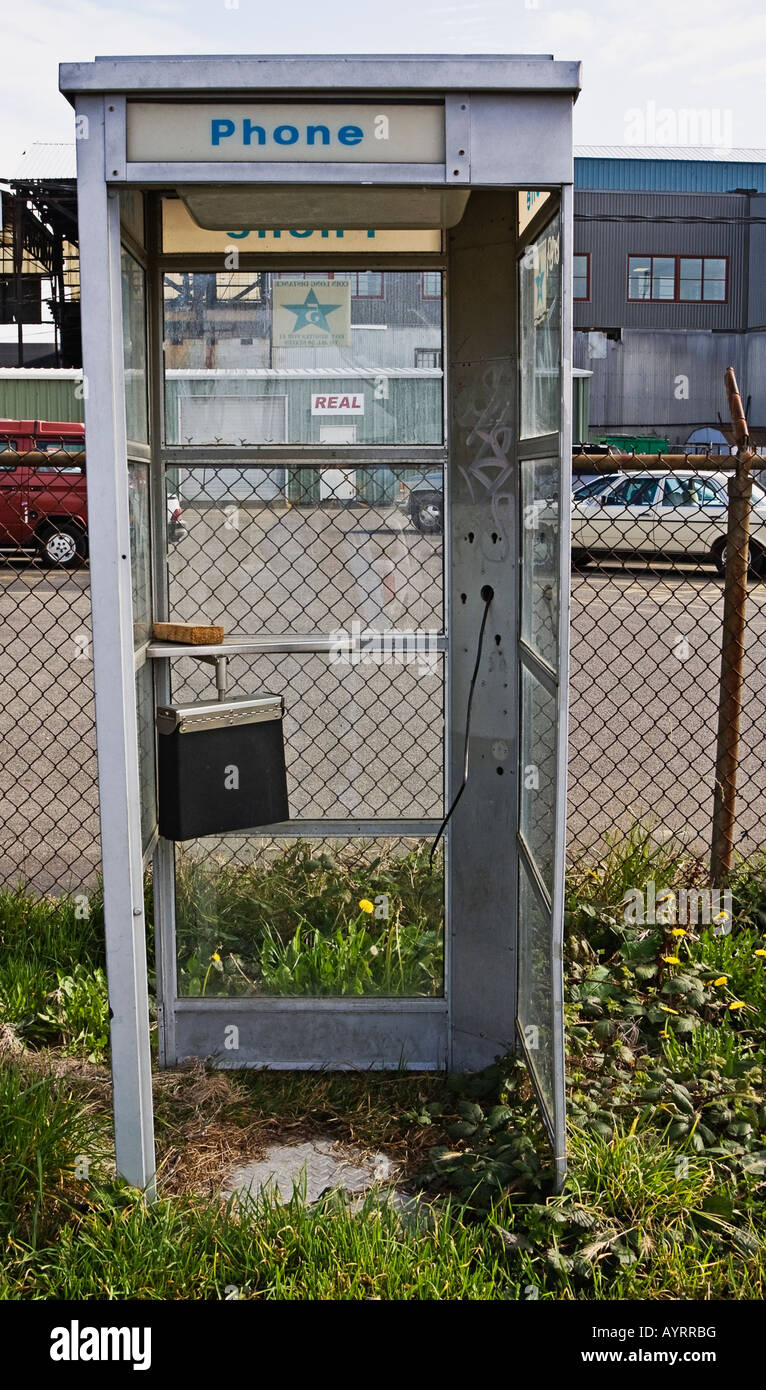 Abandoned and broken down telephone booth Stock Photo - Alamy