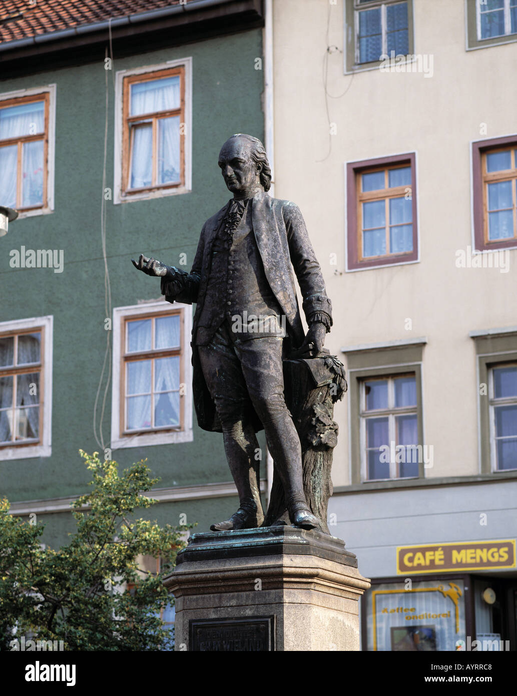 Wieland statue hi-res stock photography and images - Alamy