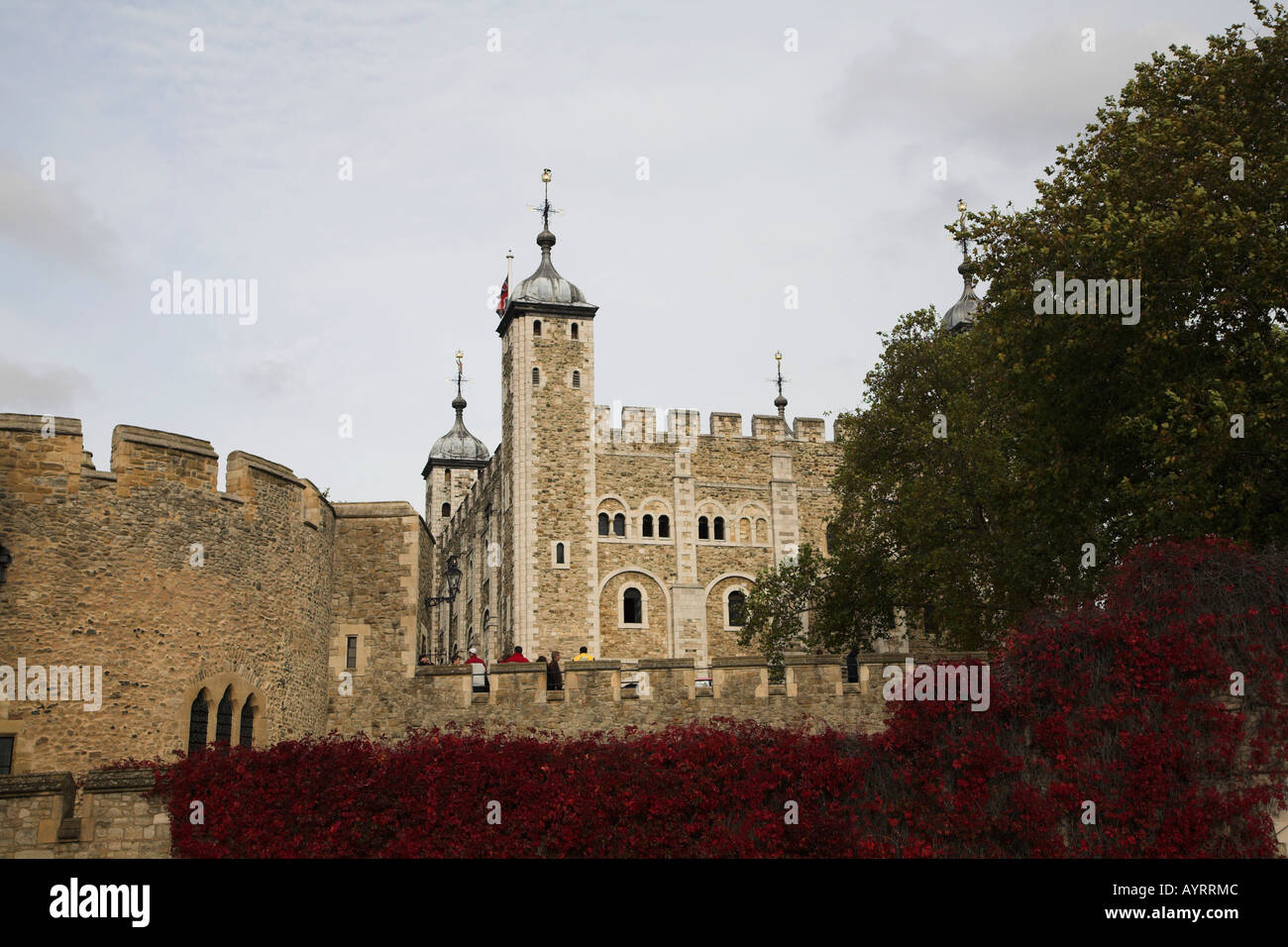 Walls and ramparts Tower of London, London, England Stock Photo - Alamy
