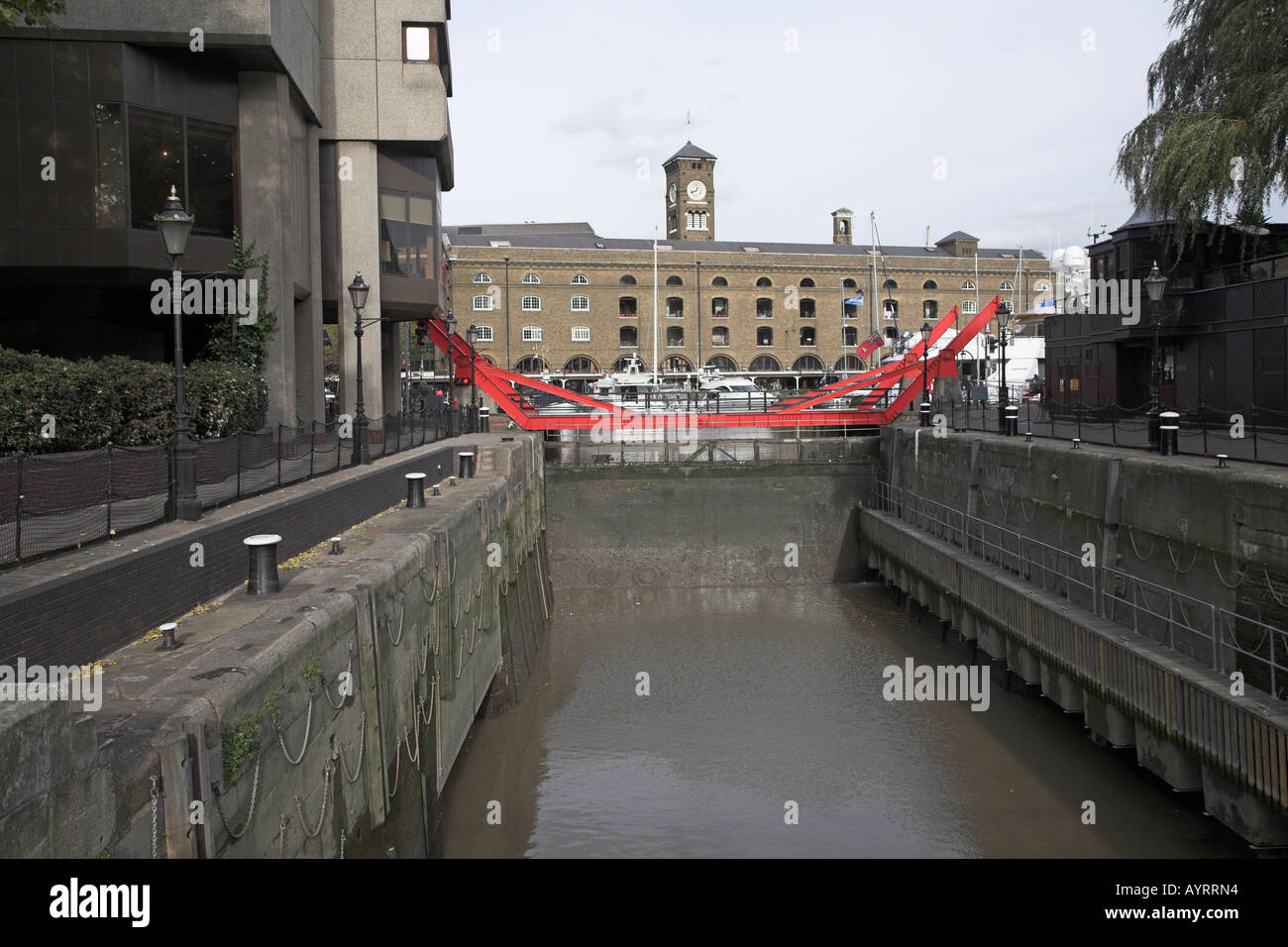 St Katherine's Dock lock gate London England Stock Photo - Alamy