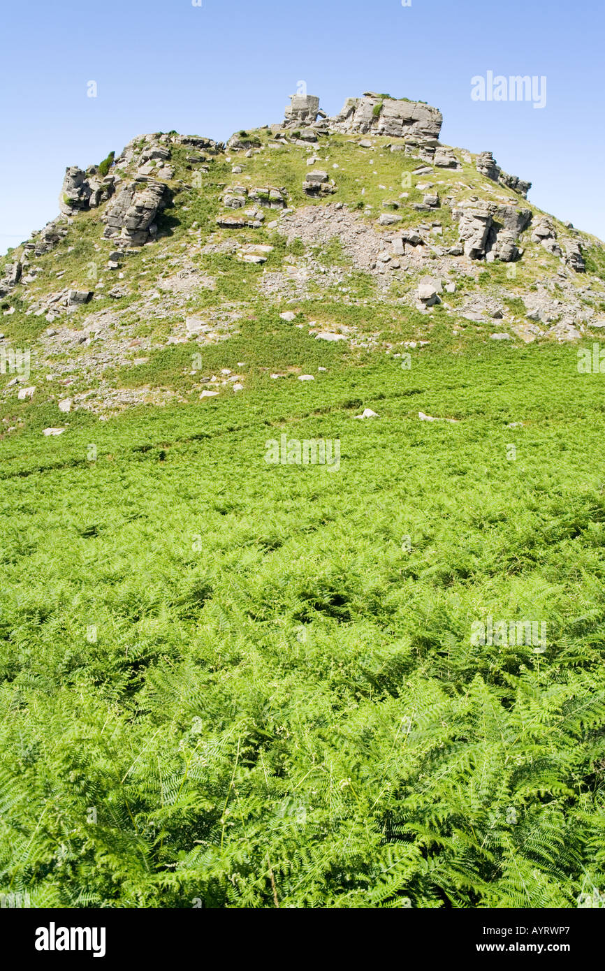 Bracken castle landscape hi-res stock photography and images - Alamy