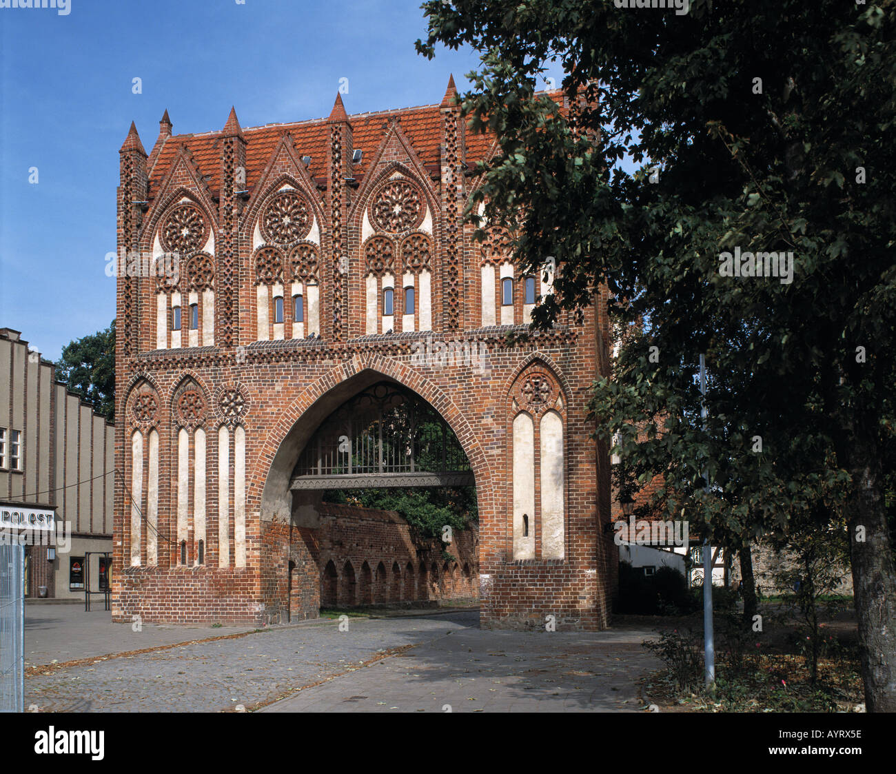 Stadttor, Stargarder Tor, Backsteingotik, Neubrandenburg, Tollensesee ...