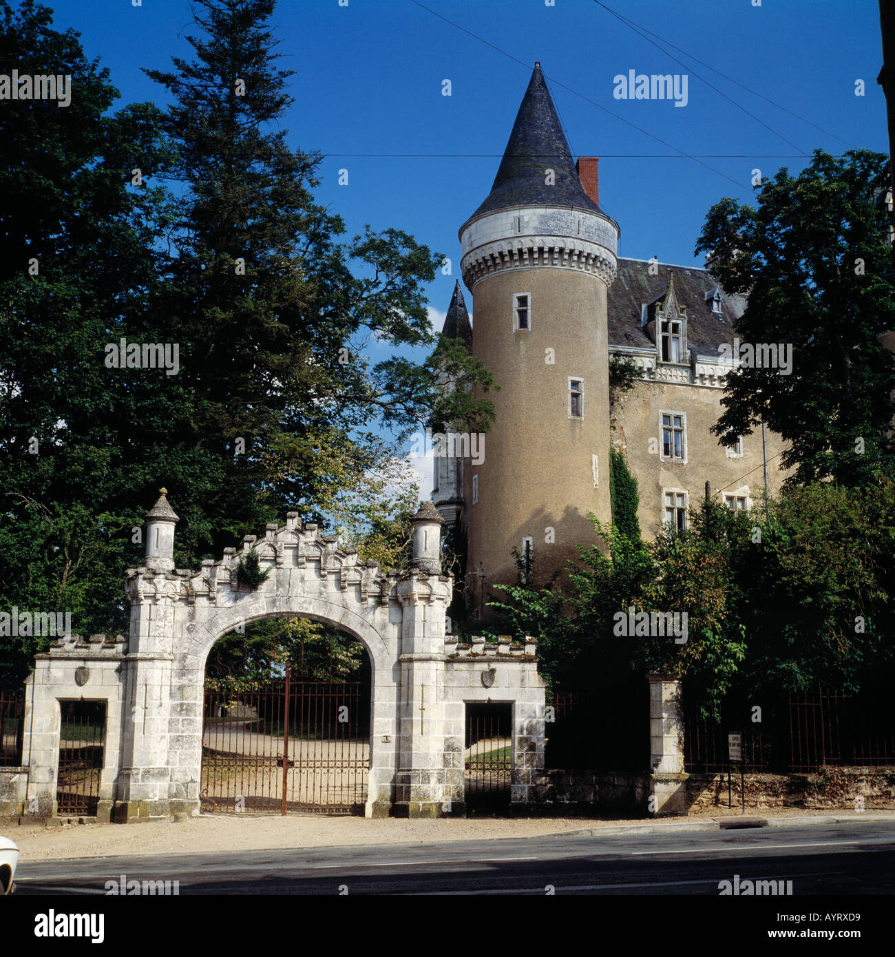 Chartier hi-res stock photography and images - Alamy