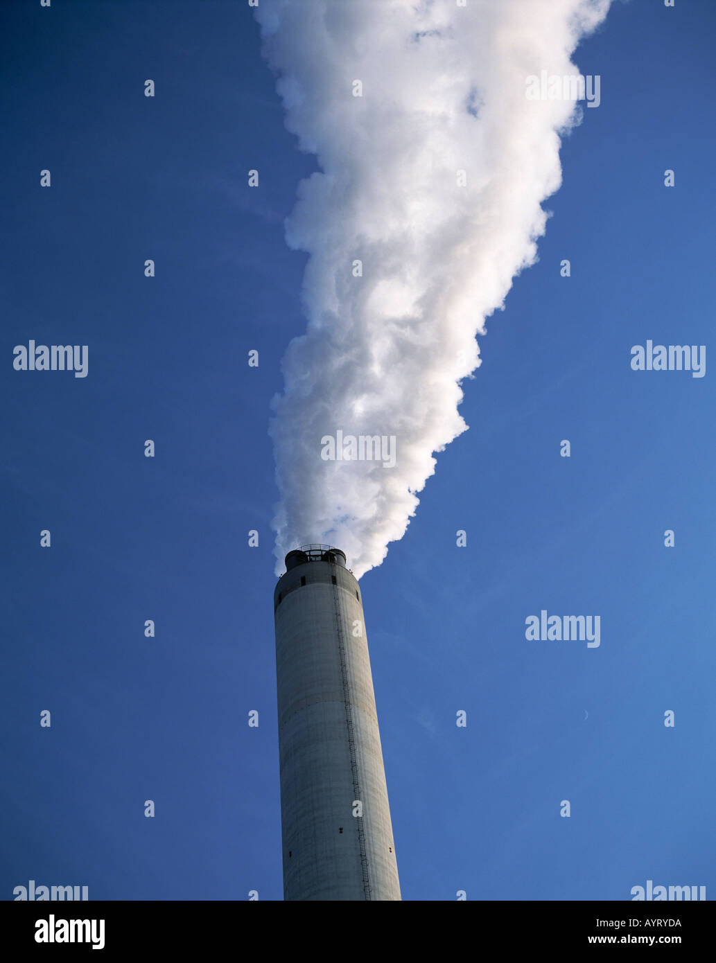 Fabrik abgase hi-res stock photography and images - Alamy