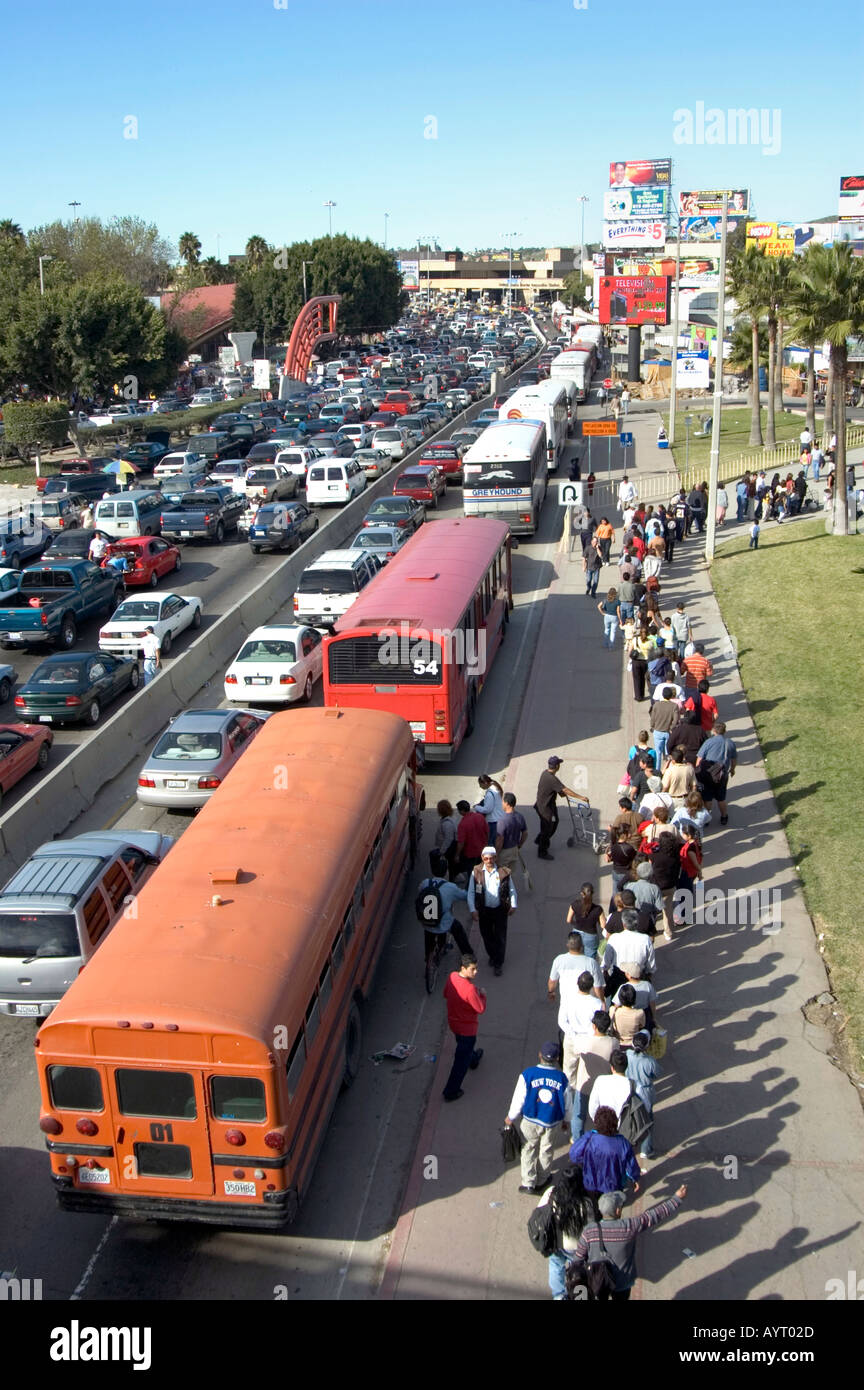 Cross border tijuana hi-res stock photography and images - Alamy