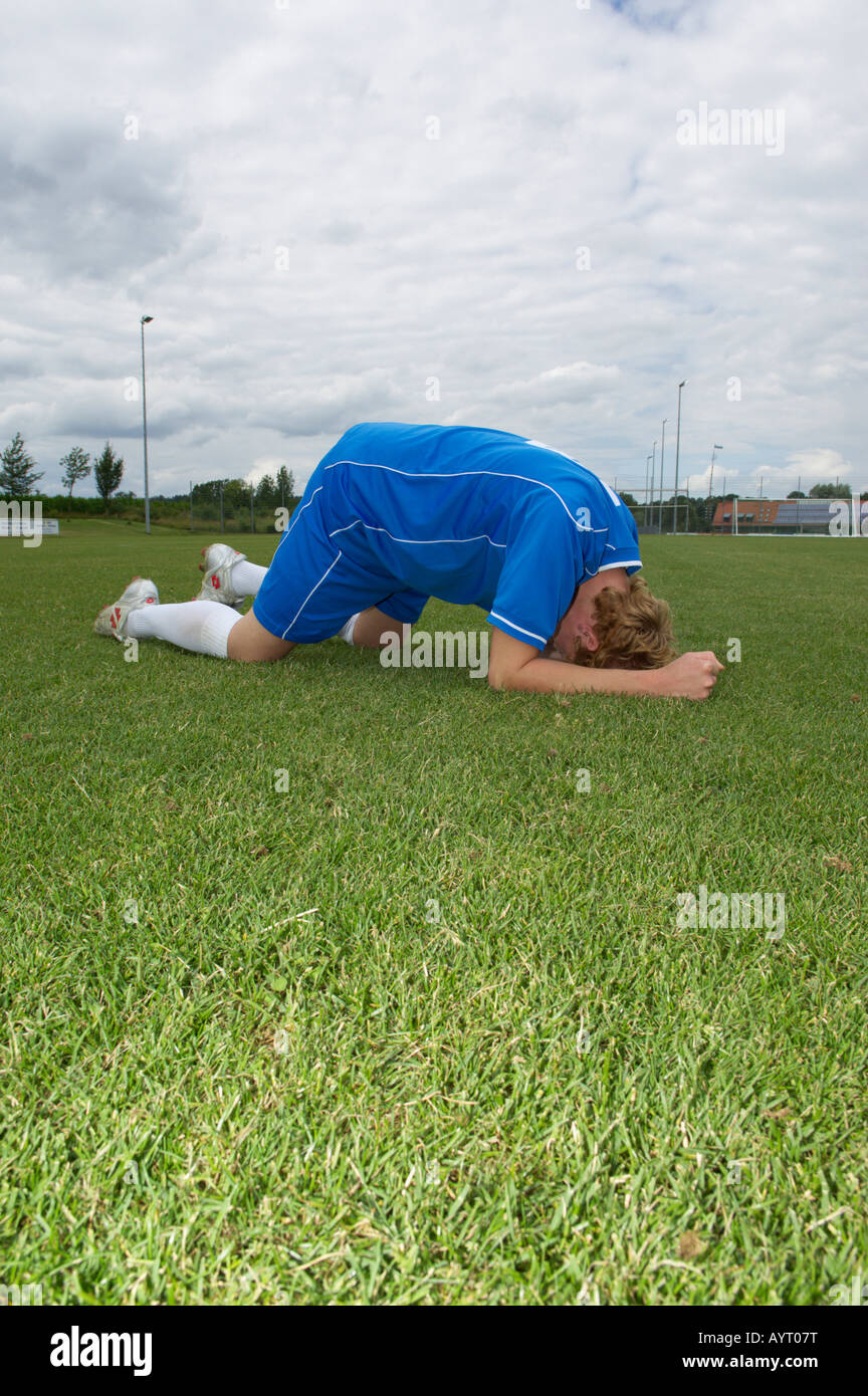 An angry soccer player hi-res stock photography and images - Alamy