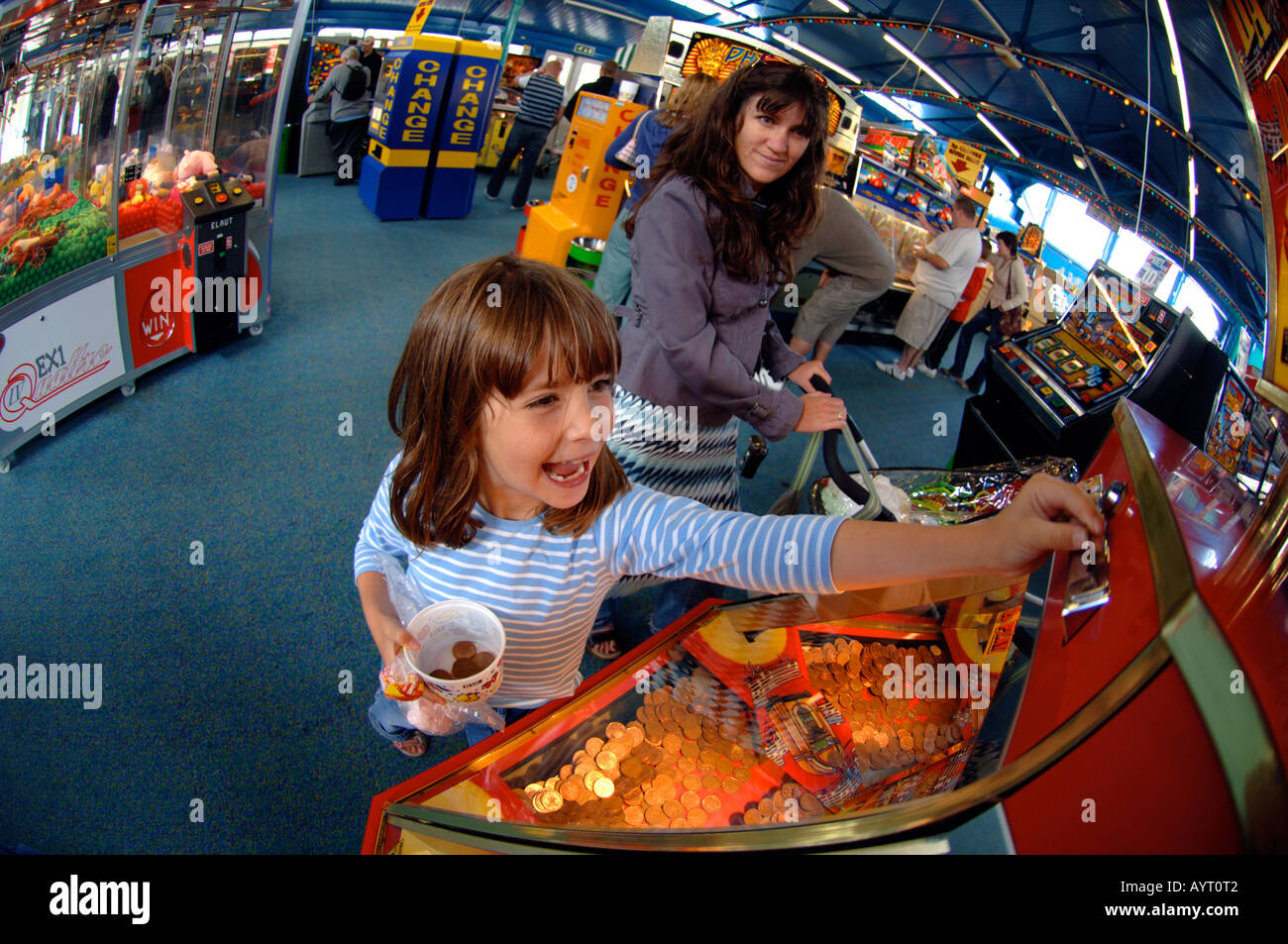 Enjoy enjoying amusement amusements hi-res stock photography and images ...