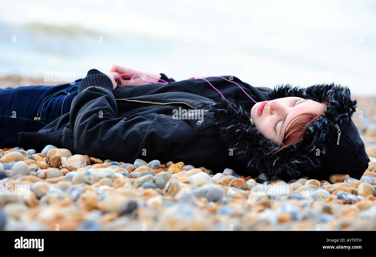 Teenager loner hi-res stock photography and images - Alamy