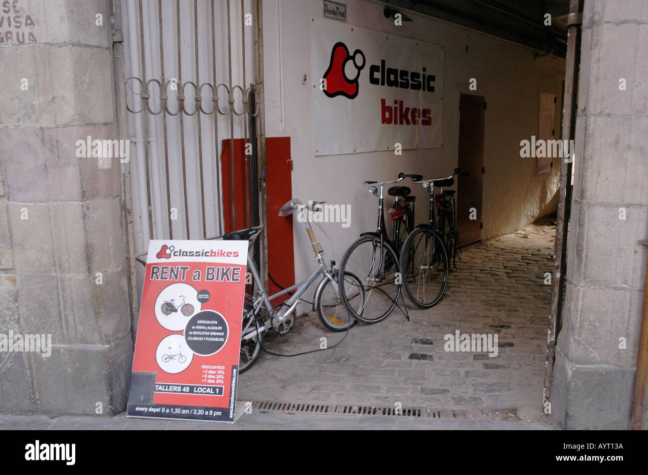 To rent board spain hi-res stock photography and images - Alamy