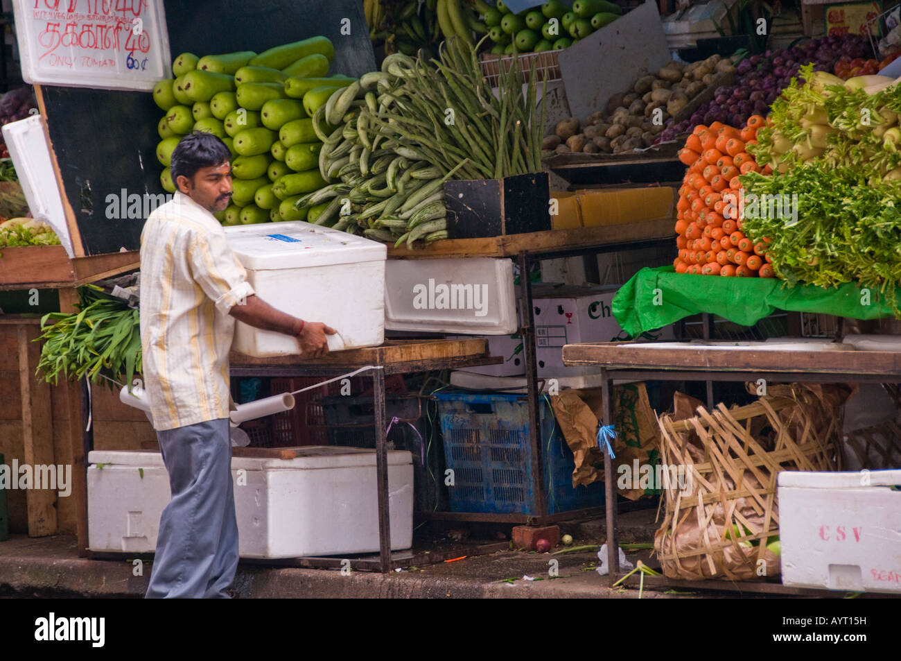 Indian labor singapore hi-res stock photography and images - Alamy
