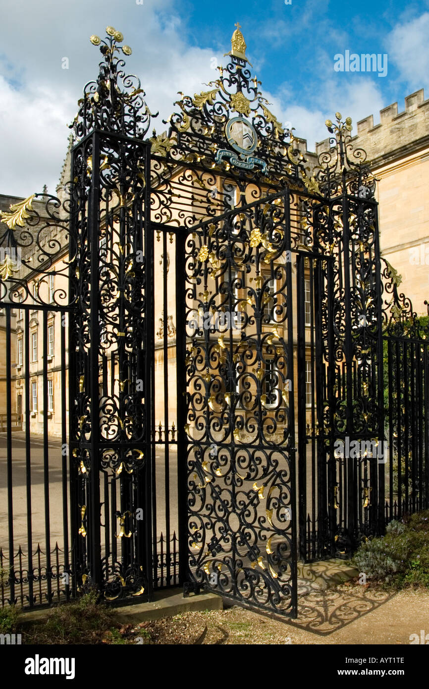 New college oxford gardens hi-res stock photography and images - Alamy