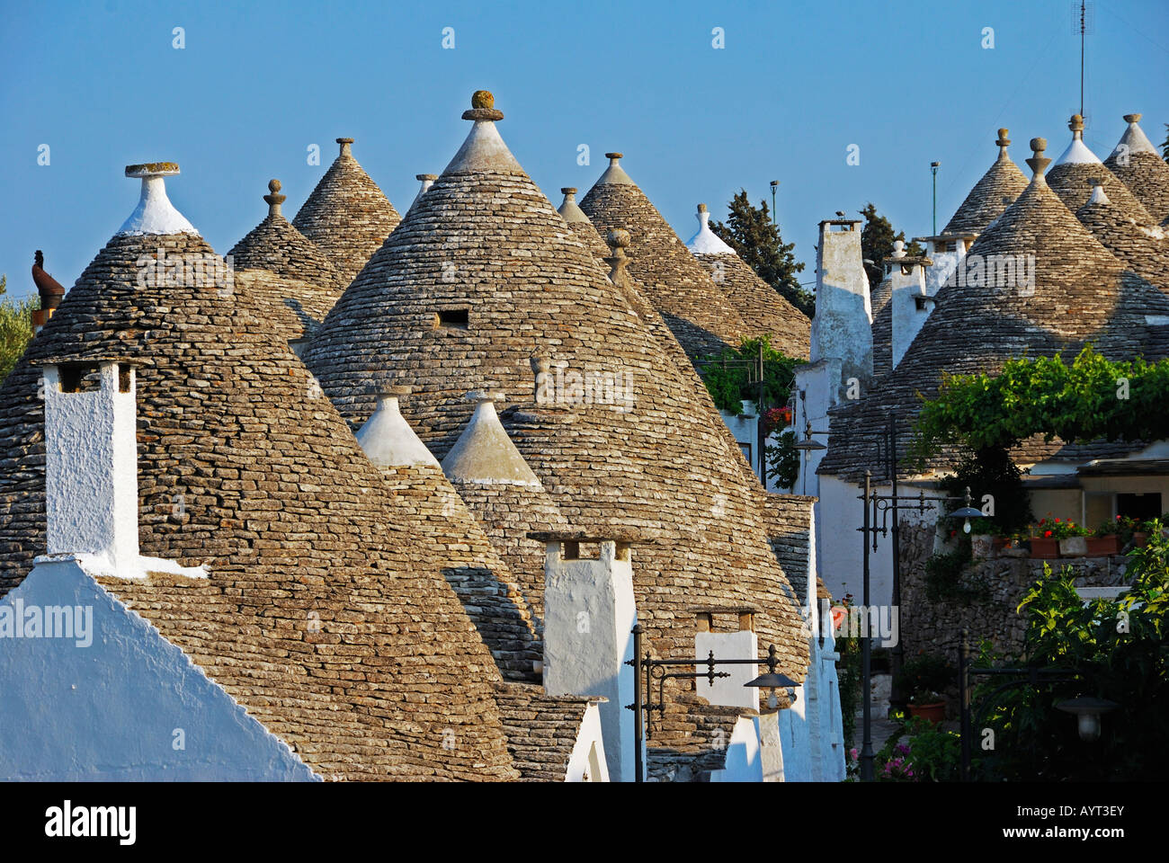 Alberobello architektur hi-res stock photography and images - Alamy