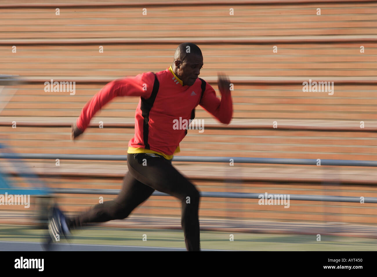 Record breaking high jump hi-res stock photography and images - Alamy