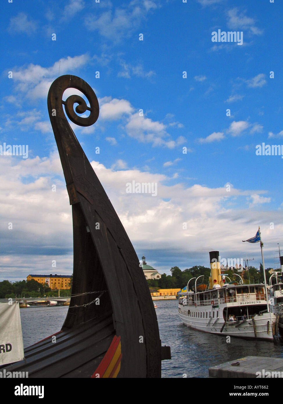 Wikinger ship Stock Photo - Alamy