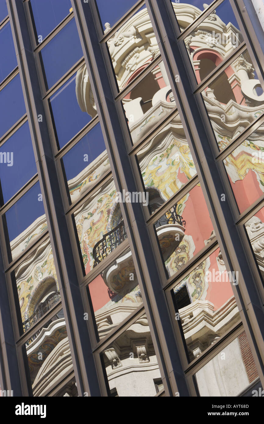 Modern vs classic architecture hi-res stock photography and images - Alamy