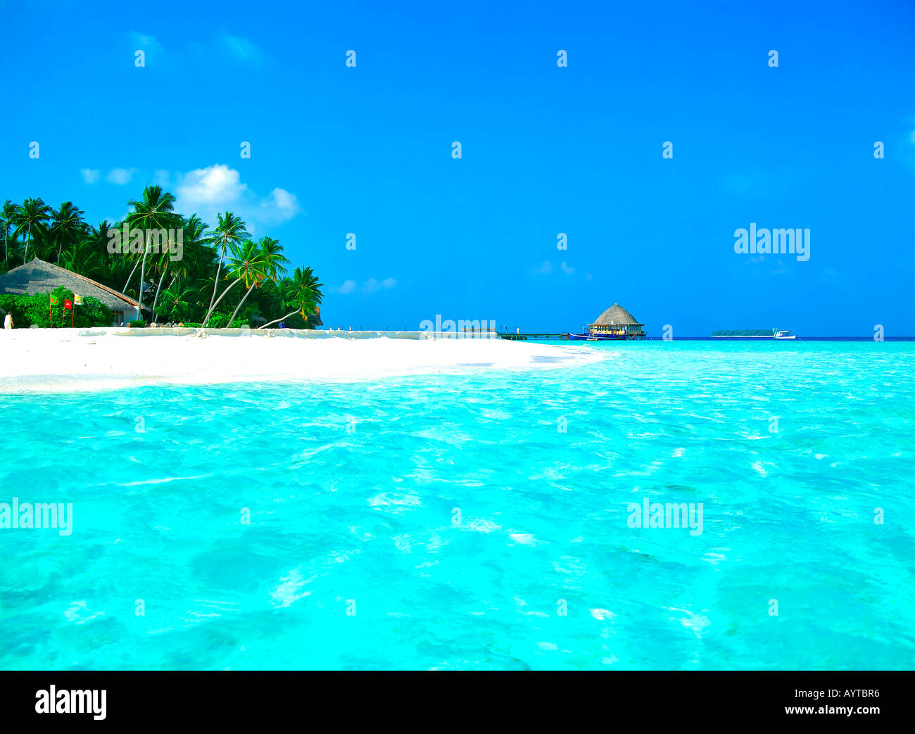 A view of an island off shore Stock Photo - Alamy