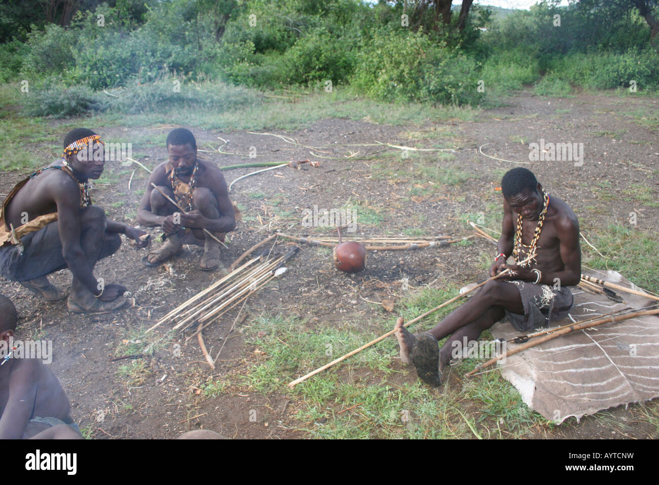 African men hunting hi-res stock photography and images - Alamy