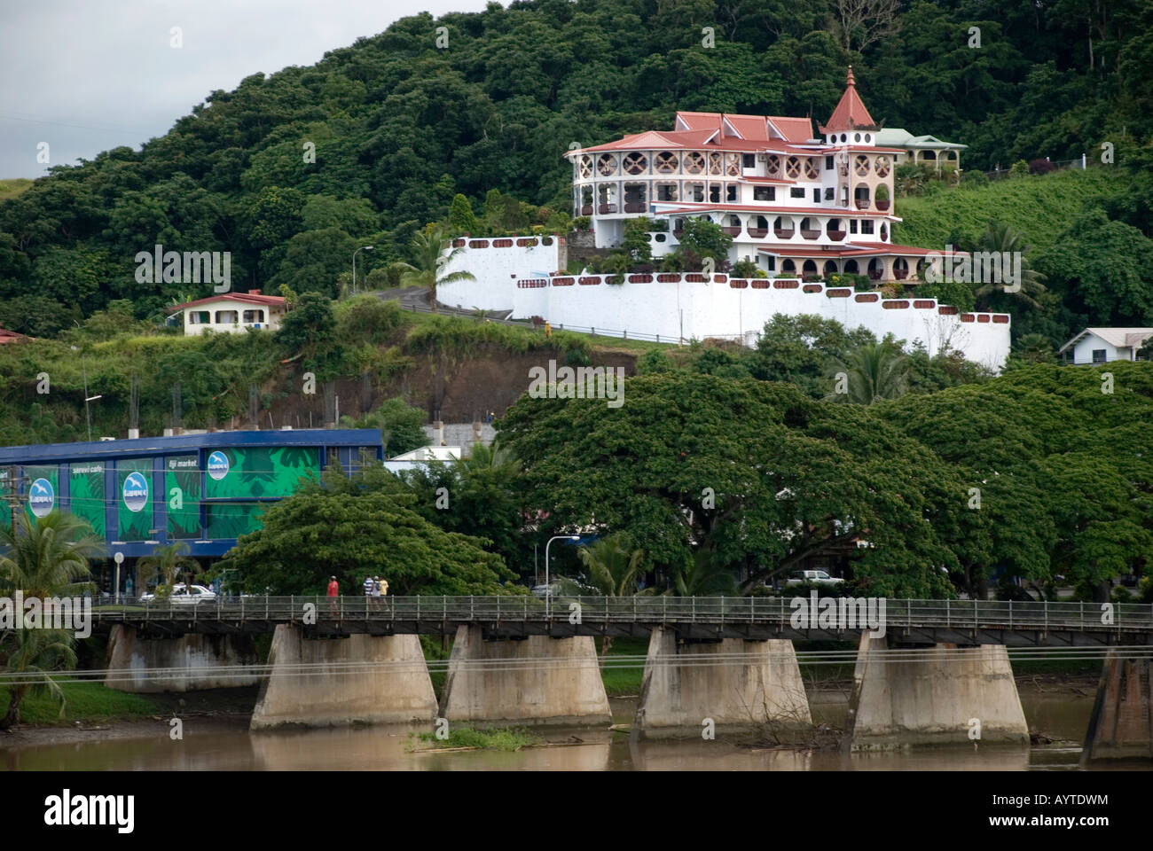 Sigatoka bridge town scene river bridges hi-res stock photography and ...