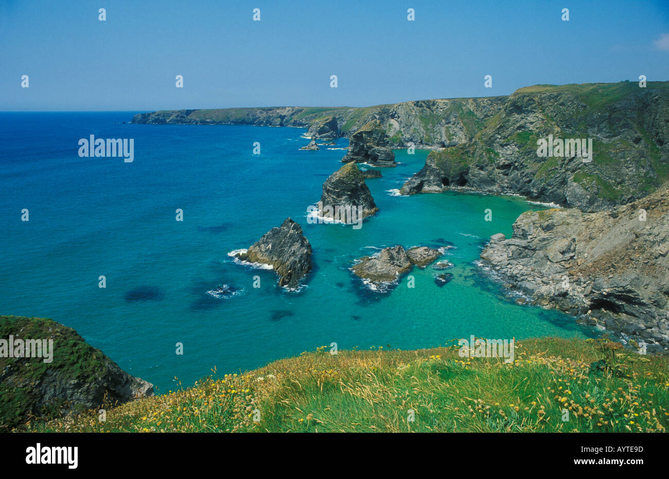 rock stacks of Bedruthan steps on the North Cornish coast Cornwall ...