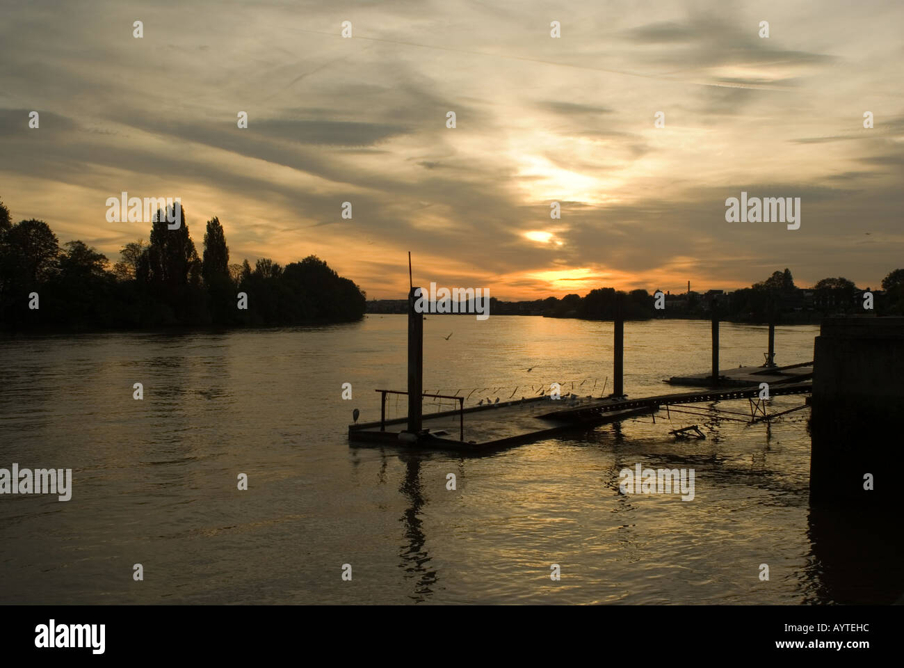 Hammersmith pier hi-res stock photography and images - Alamy