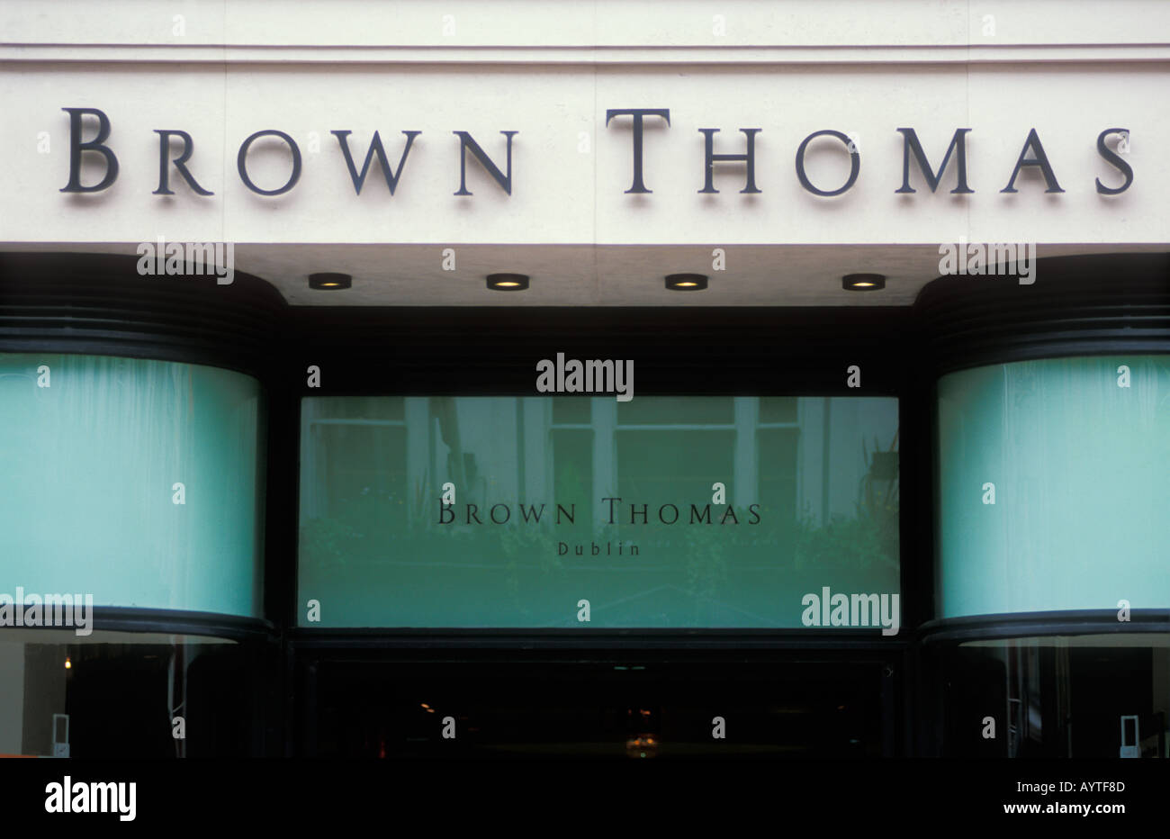 Brown thomas hi-res stock photography and images - Alamy