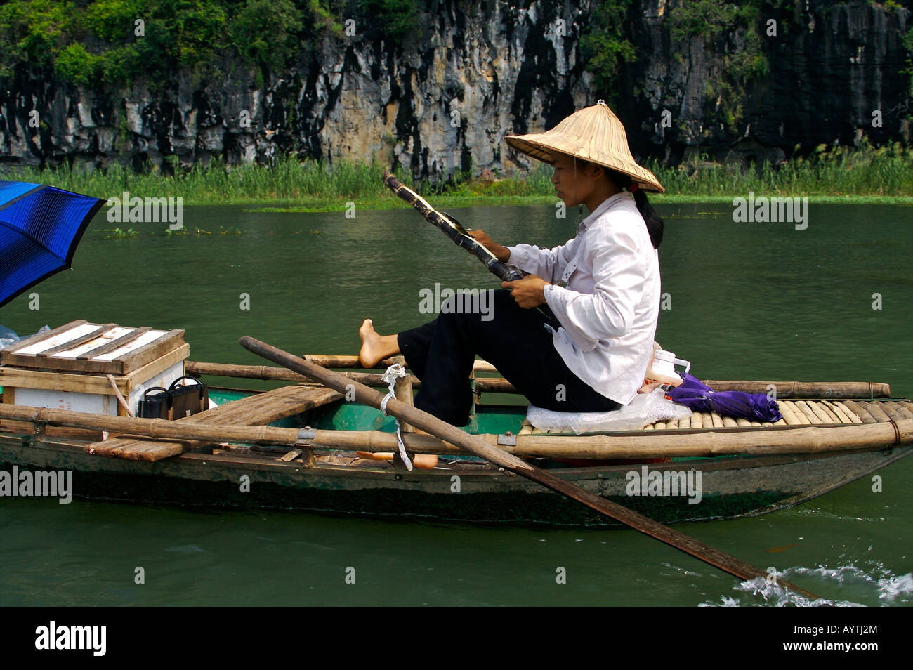 Hoang Long River Tam Coc Ninh Binh Province Stock Photo - Alamy