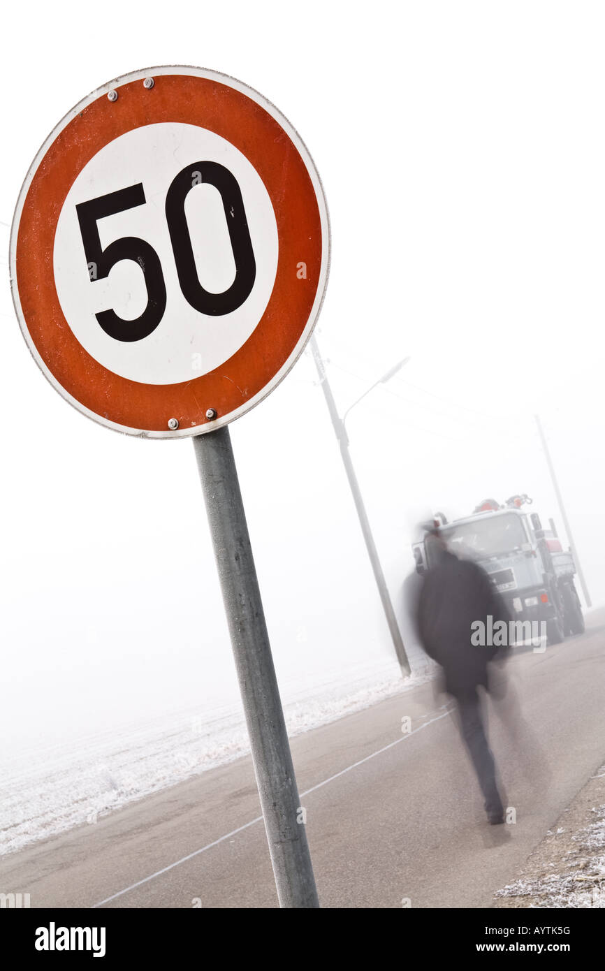 50 speed limit and lorry hi-res stock photography and images - Alamy