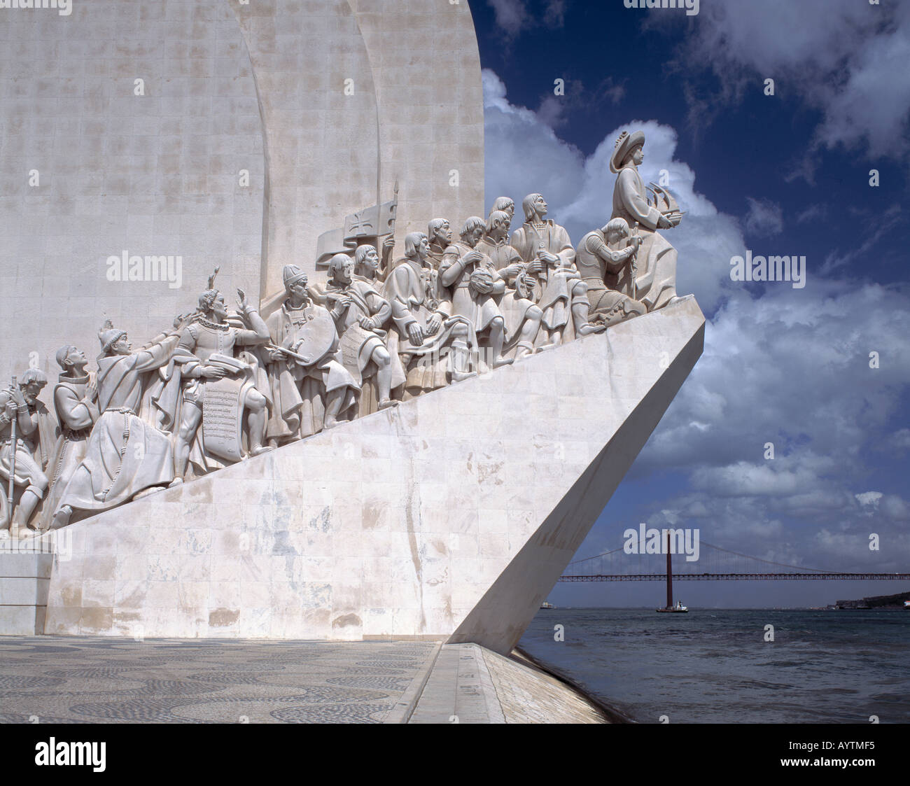 Denkmal der Entdeckungen am Tejo in Lissabon-Belem, Entdecker, Heinrich ...