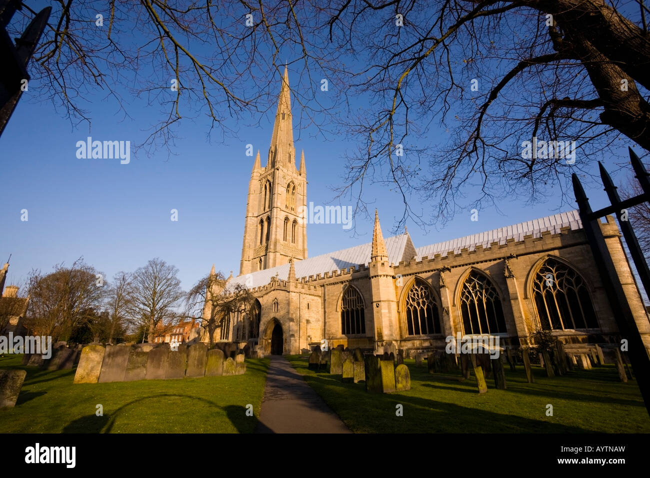 St wulframs church grantham lincolnshire hi-res stock photography and ...