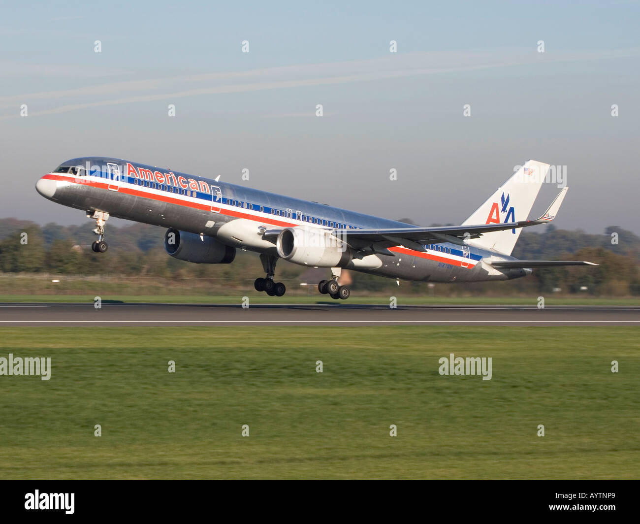 American Airlines Boeing 757 with winglets Stock Photo - Alamy