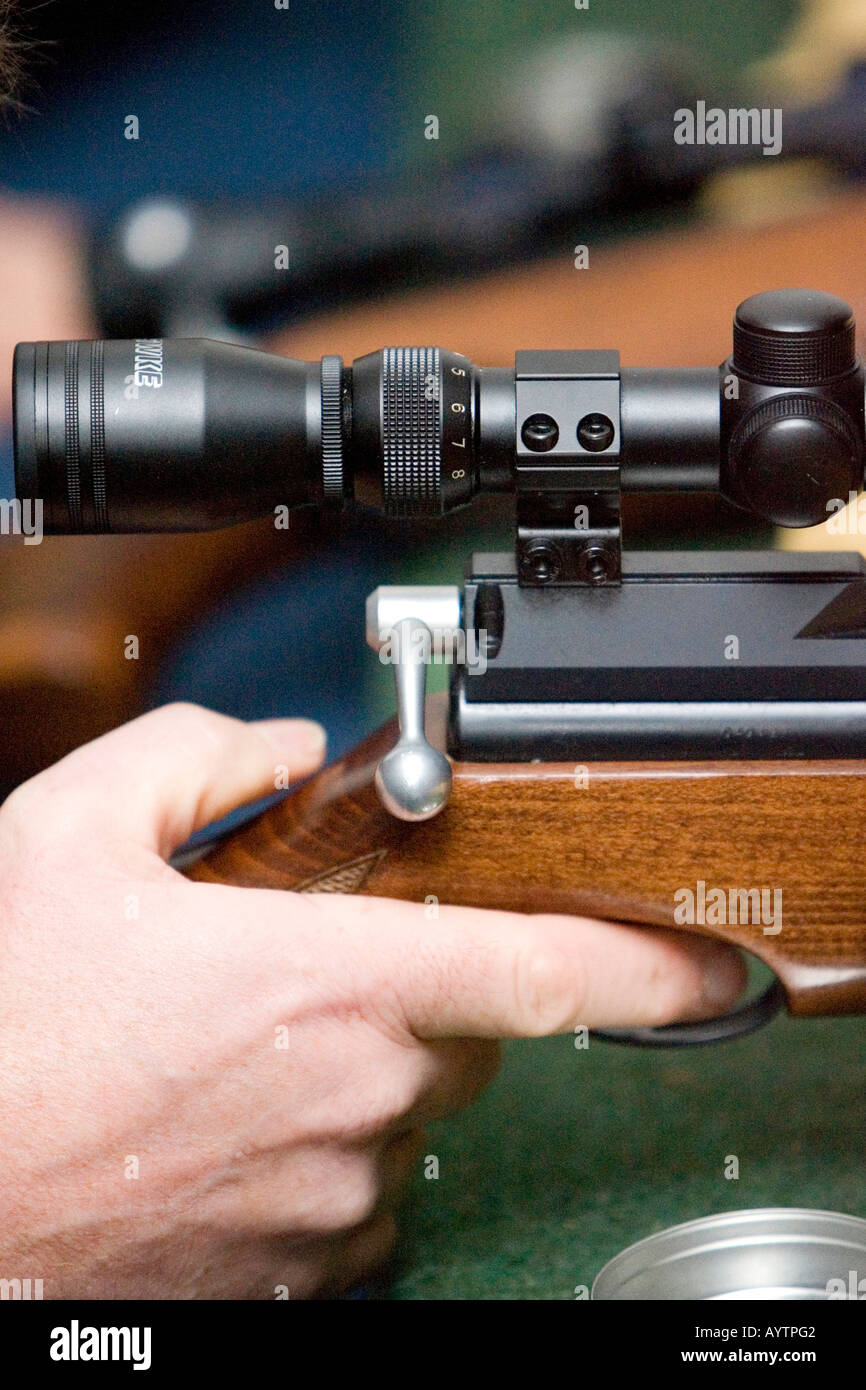 Discharge rifle hi-res stock photography and images - Alamy