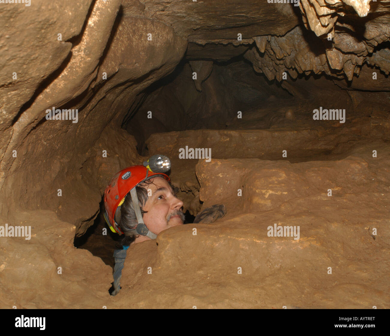 Caver spelunking hi-res stock photography and images - Alamy