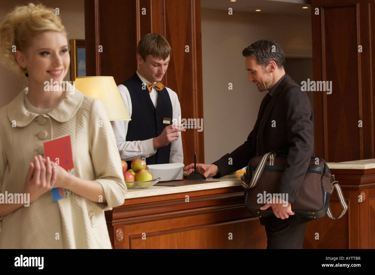 Couple credit card reception hi-res stock photography and images - Alamy