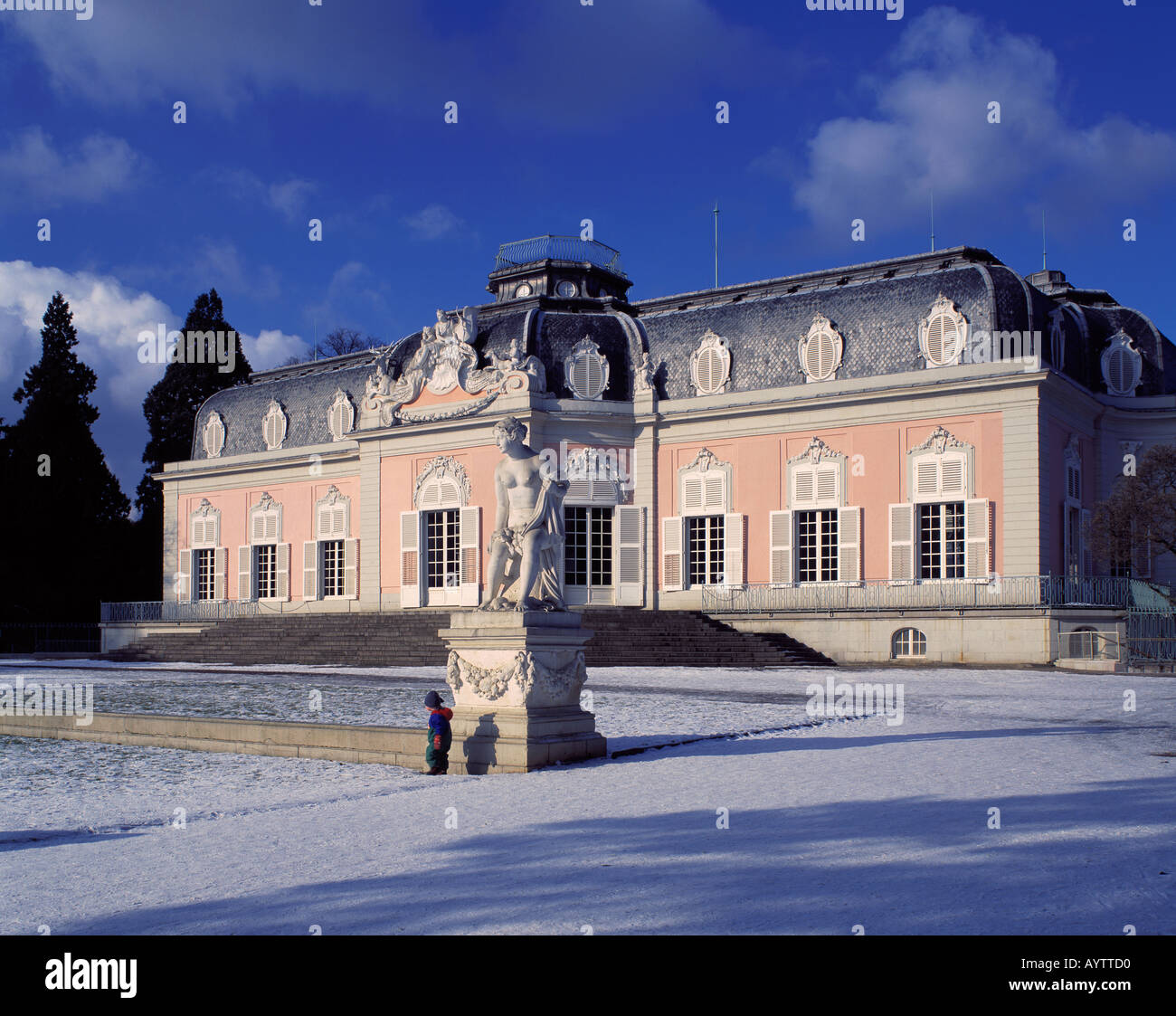 Benrath palace duesseldorf north hi-res stock photography and images ...