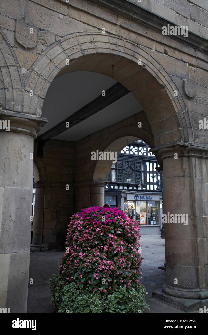 Shrewsbury medieval timber buildings hi-res stock photography and ...