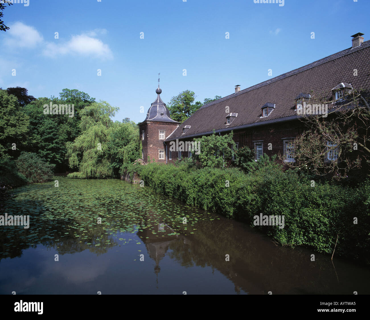 Wasserschloss Heltorf in Duesseldorf-Angermund, Rhein, Nordrhein ...