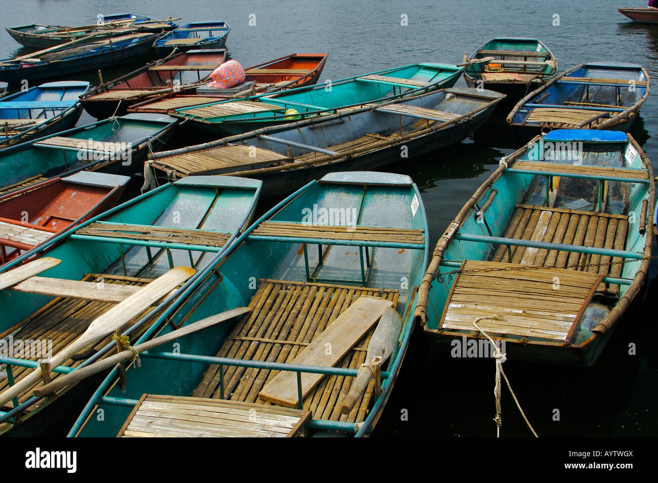 Hoang Long River Tam Coc Ninh Binh Province Stock Photo - Alamy