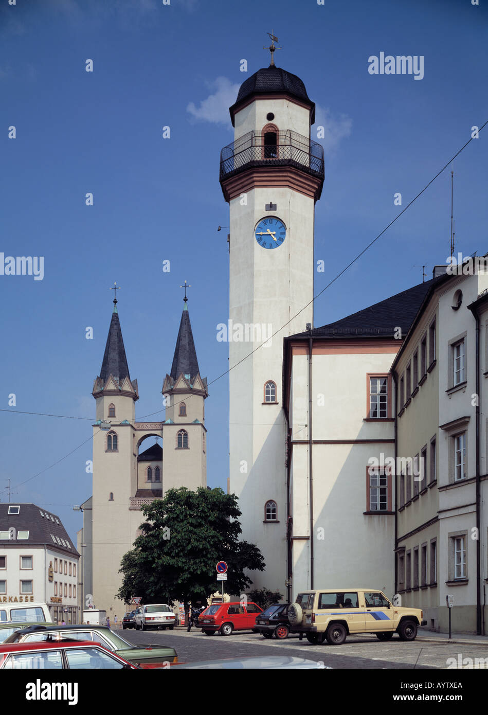 Kirche St. Michael und Rathaus in Hof, Saale, Oberfranken, Bayern Stock ...