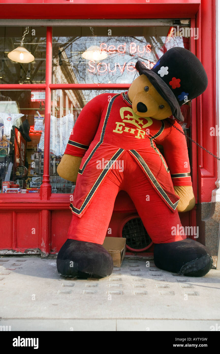 a stuffed teddy bear advertising london tourism Stock Photo - Alamy