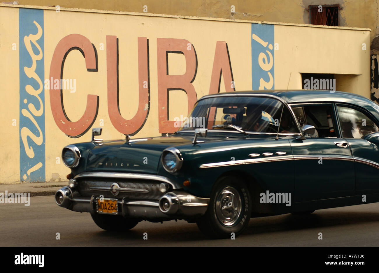 Old fashioned car moving on hi-res stock photography and images - Alamy