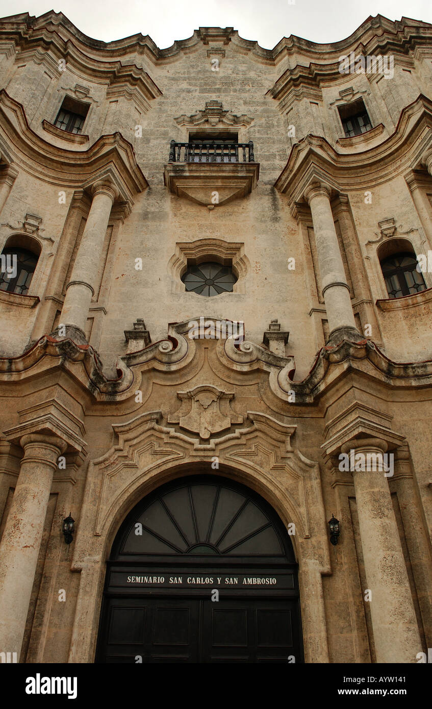 A building structure Havana Cuba Stock Photo - Alamy