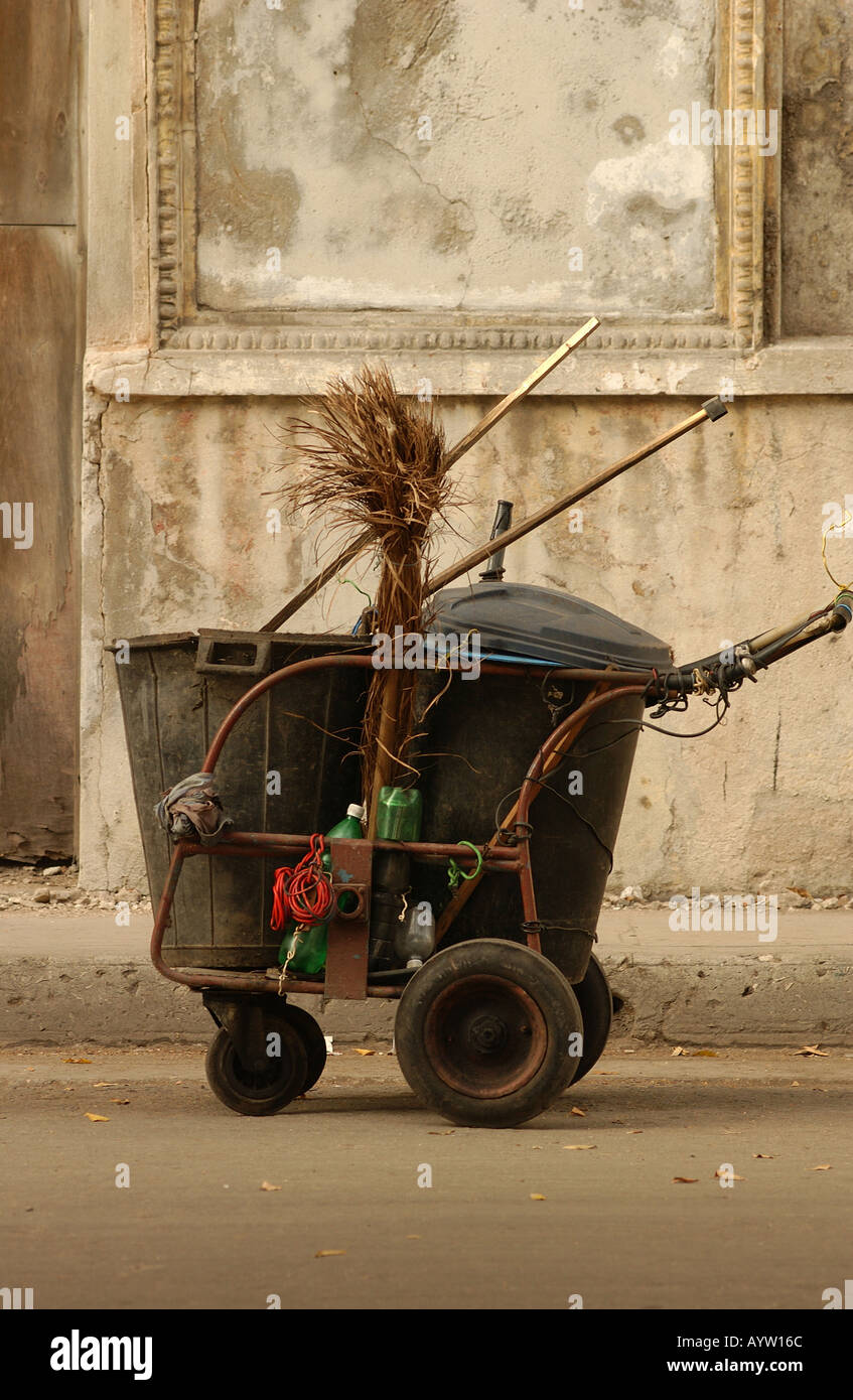 Street cleaning cart hi-res stock photography and images - Alamy